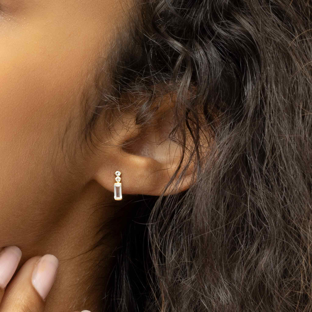 Demi Fresco Studs – Oradina